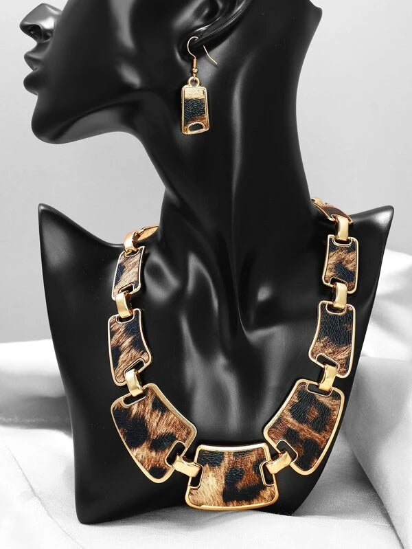 LEOPARD PRINT DROP EARRINGS & NECKLACE SET – The Bling Castle